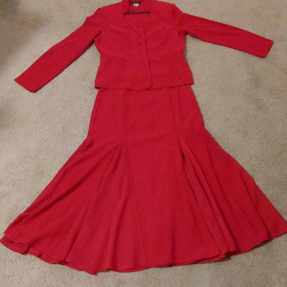 metrostyle | Skirts | Clothing | Poshmark